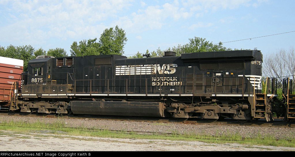 NS 8875